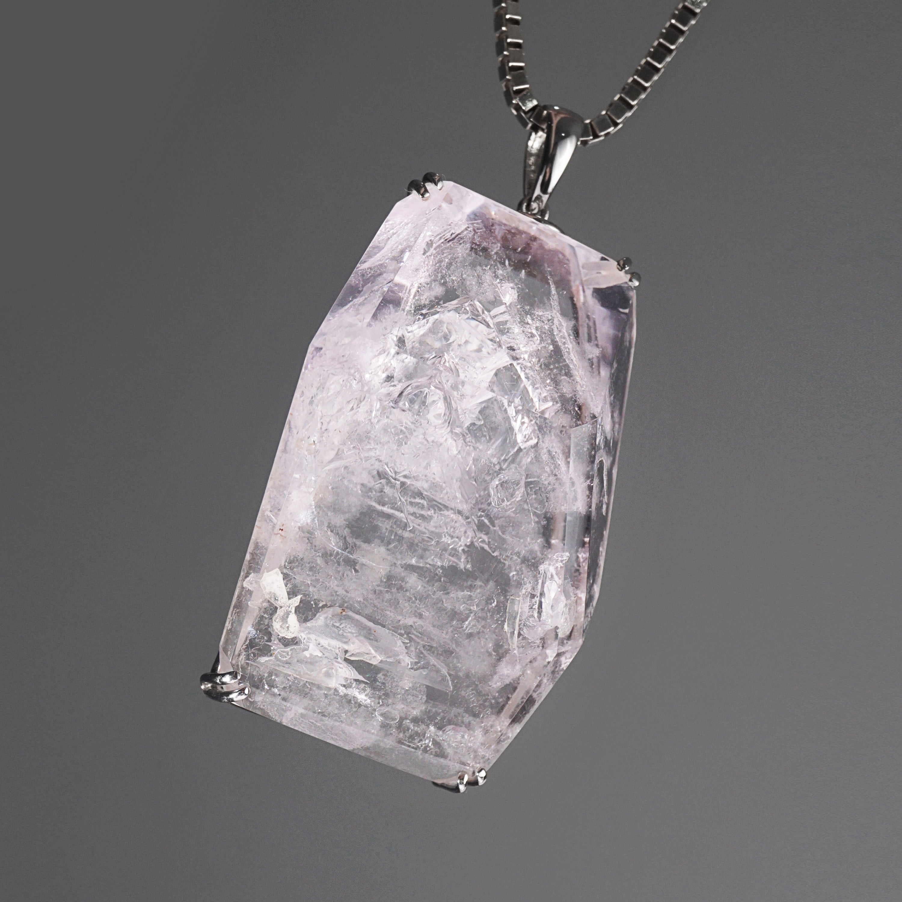 AA-Grade Enhydro Quartz | GAEA